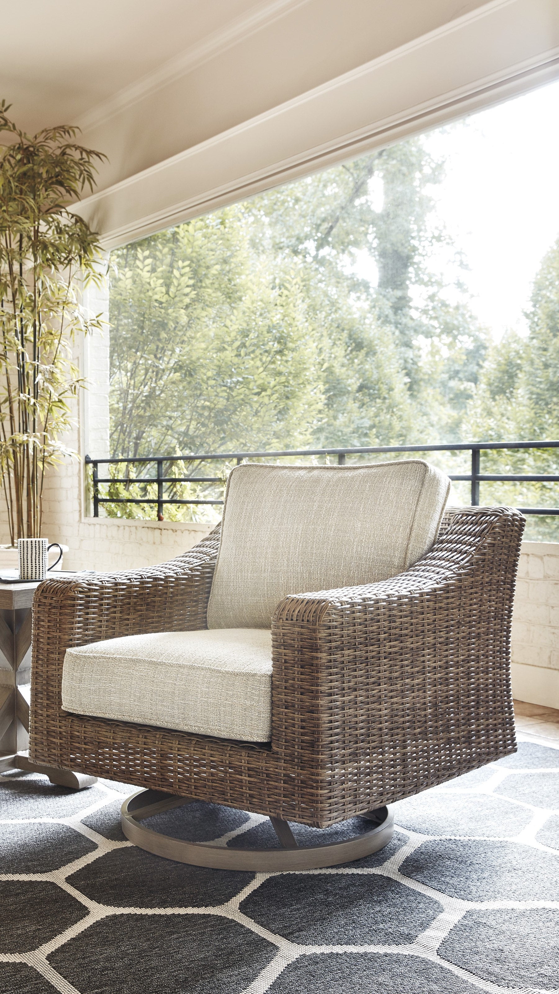 Beachcroft, Rocking Swivel Chair | Palm Tree Patio Furniture, LLC